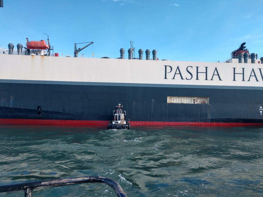 Tommy and Commander Assist the Jean Anne to 10th Ave. - Pacific ...