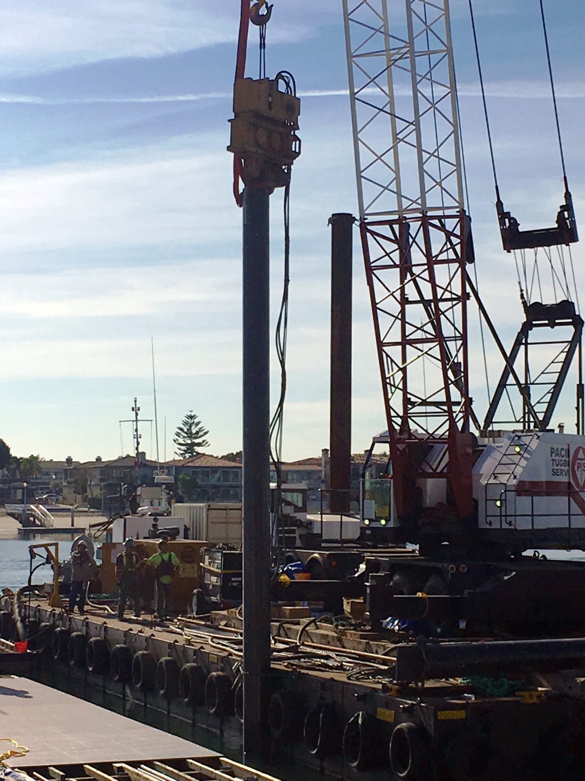 Floating Heavy Lift Crane Service - Pacific Maritime Group, Inc