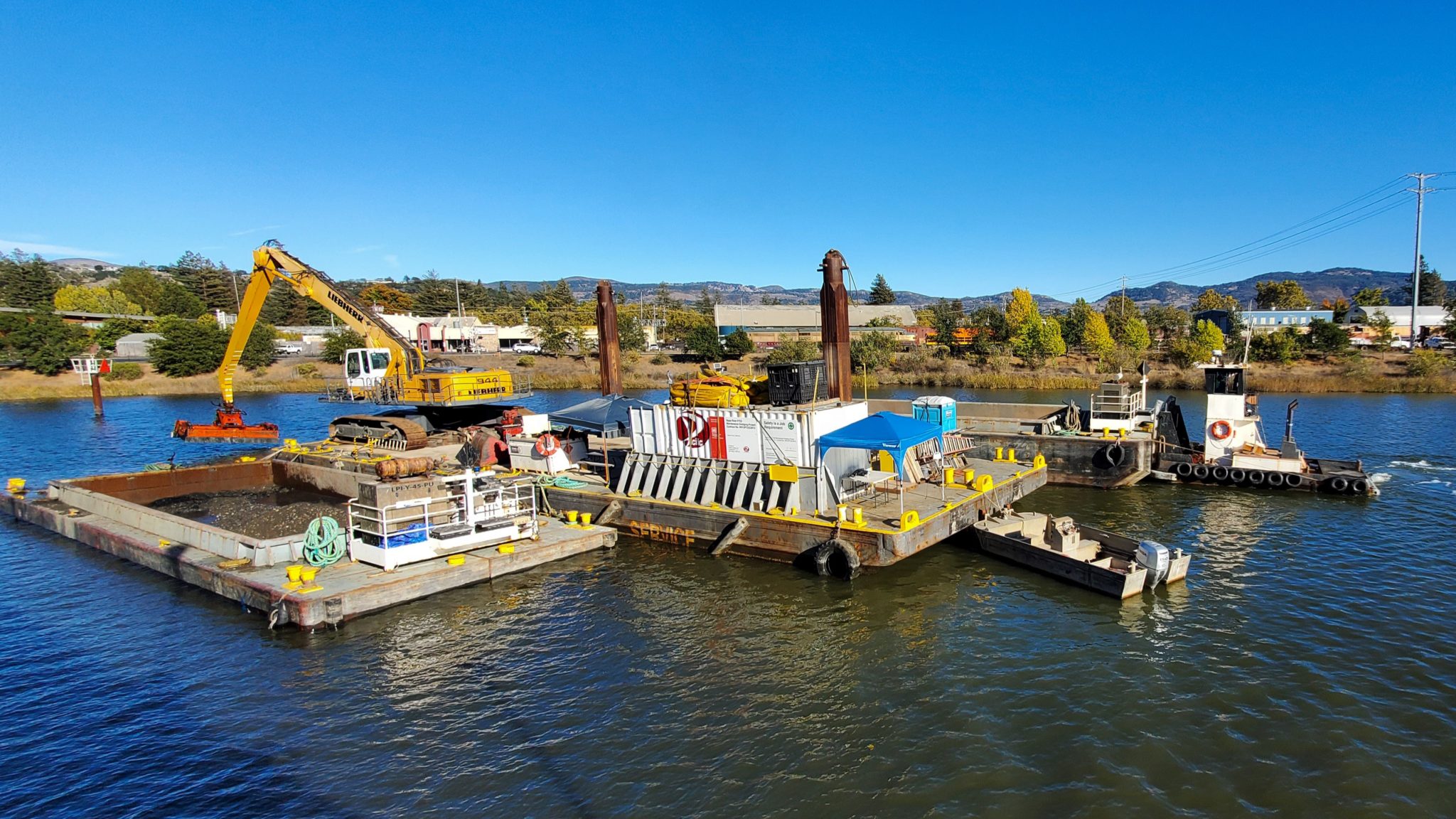 Pacific Maritime Group. Maritime Services Tug Boat